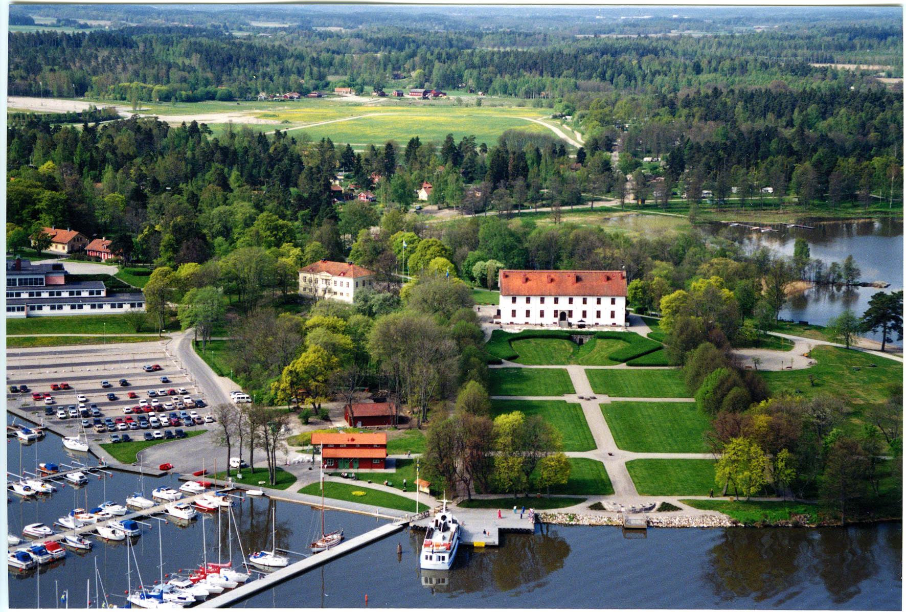 Enjoy a luxurious holiday at Sundbyholm Castle by the shore of Lake ...